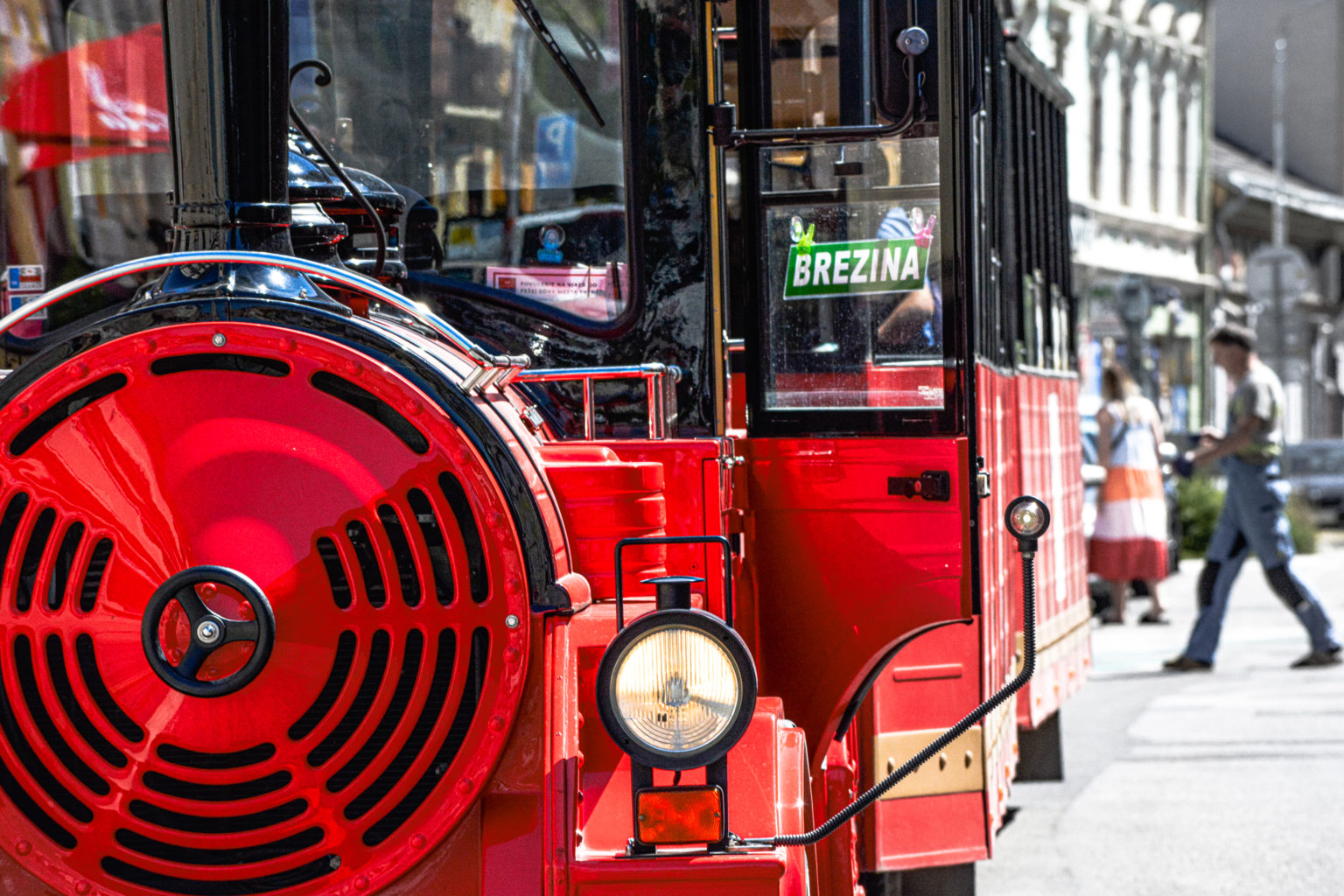 V sobotu začína premávať turistický vláčik Matúš Čák » Mesto Trenčín