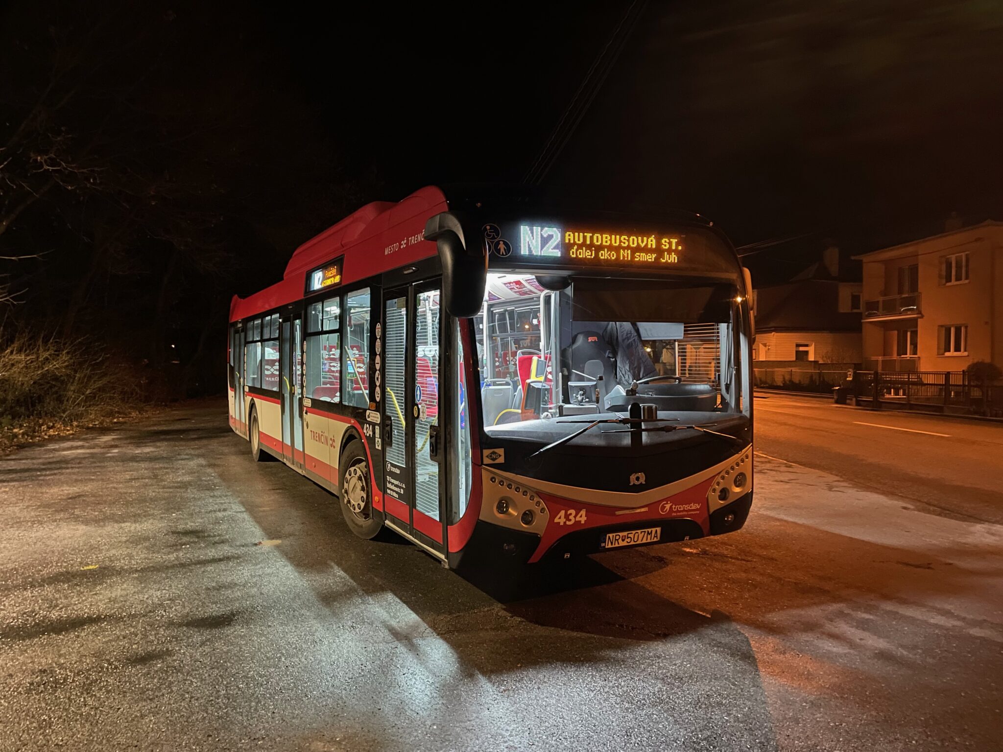 Nočné linky MHD sú rýchle, bezpečné a cenovo dostupné » Mesto Trenčín